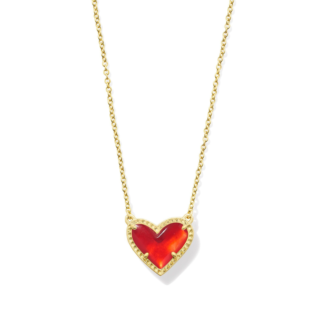 Kendra Scott Ari Heart Gold Pendant Necklace in Red Illusion — Trudy's ...